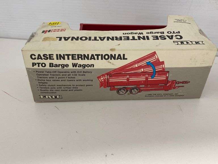 2 - Case Wagons 1/32 Scale - Yorkton Auction Centre