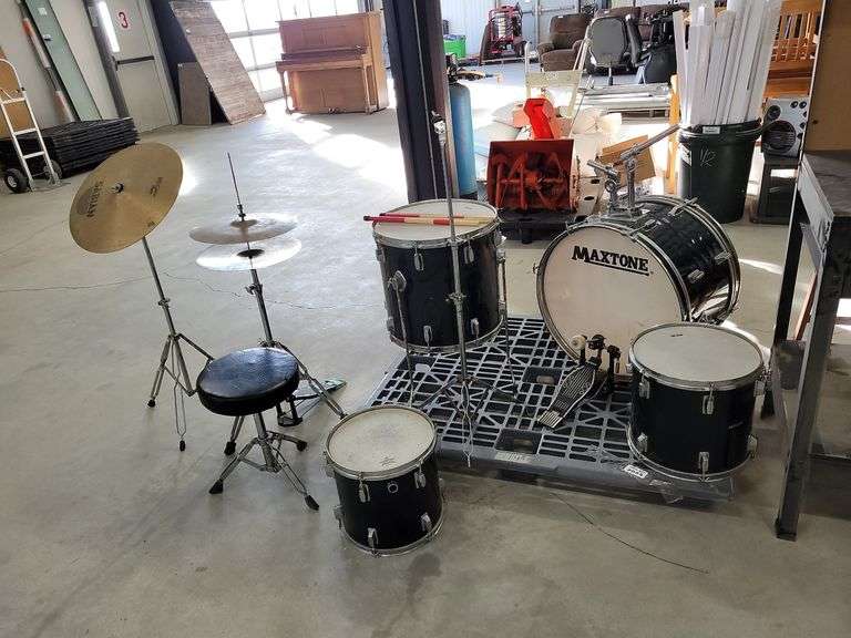 Maxtone Drum Set - Yorkton Auction Centre