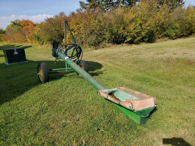 Homemade Transfer Auger - Yorkton Auction Centre