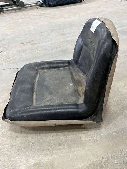 Cub Cadet Tractor Seat Cover Yorkton Auction Centre