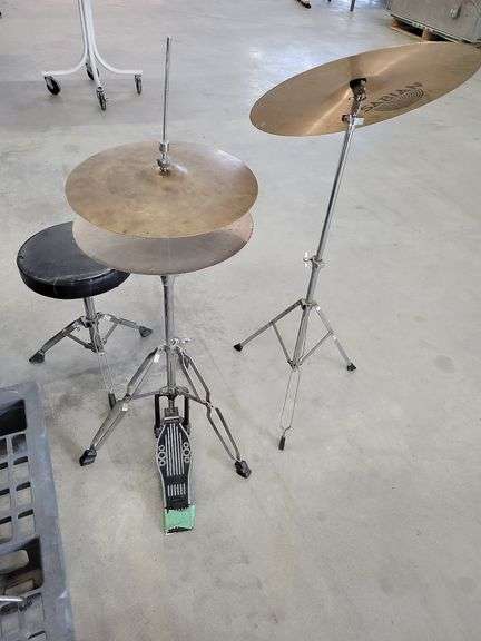 Maxtone Drum Set - Yorkton Auction Centre