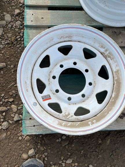 3 - 16.5" 8 Bolt Trailer Rims - Yorkton Auction Centre