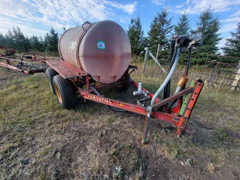 Versatile 580 Sprayer - Yorkton Auction Centre