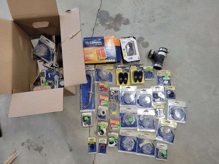 Box of Misc Hardware - Yorkton Auction Centre