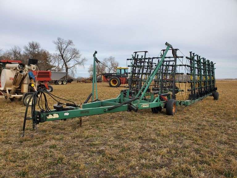 SUMMERS HEAVY HARROWS - Yorkton Auction Centre