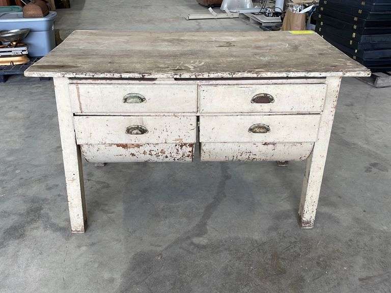 Bakers Table (4 Drawers) - Yorkton Auction Centre
