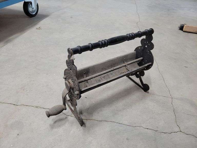 Fireplace Newspaper Log Roller - Yorkton Auction Centre
