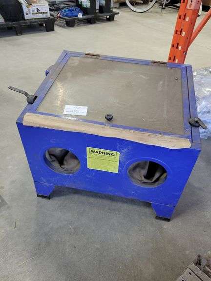 Sand Blast Box - Yorkton Auction Centre