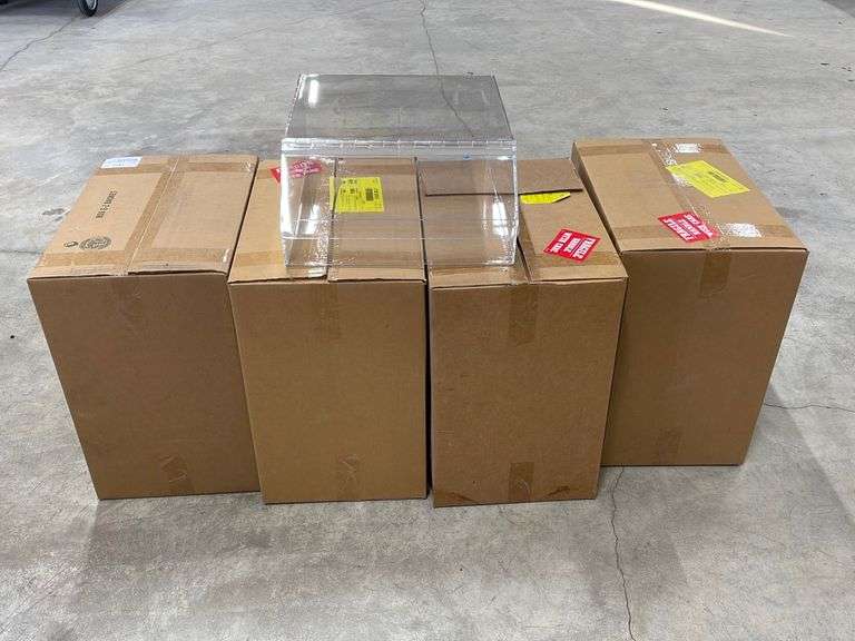 4 Boxes - Bulk Bun Bins - Yorkton Auction Centre