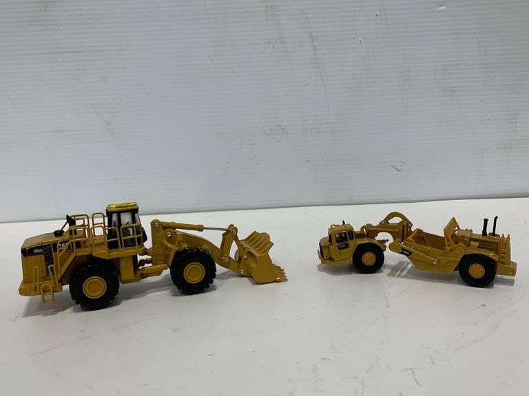 CAT 988G Payloader & CAT 627G Scraper - Yorkton Auction Centre