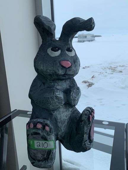 Chainsaw Carving- Rabbit - Yorkton Auction Centre