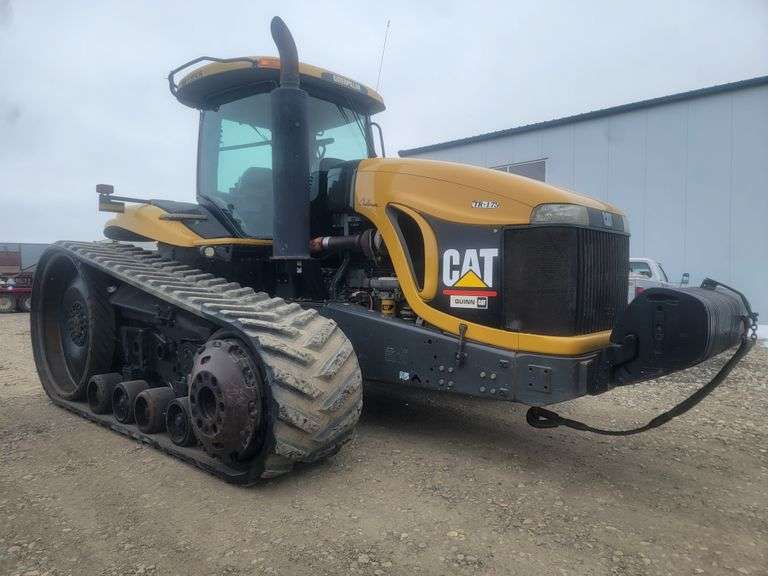 2004 Challenger MT855 Track Tractor XAGCMT855VBC50744 - Yorkton Auction ...