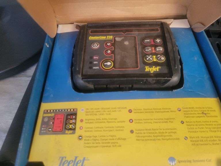 TeeJet Guidance Light Bar w/ Receiver - Yorkton Auction Centre