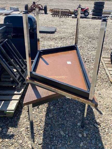 2 - Angle Tables - Yorkton Auction Centre