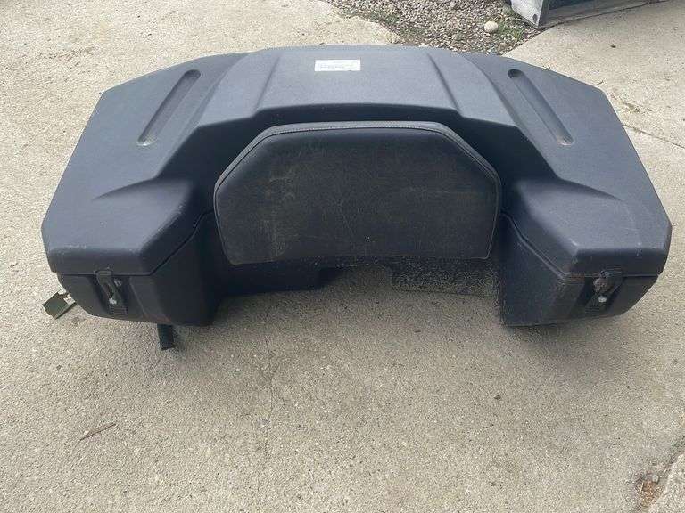 Universal Quad Box - Yorkton Auction Centre