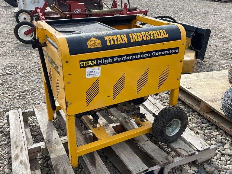 Titan High Performance Generator 5500 - Running - Yorkton Auction Centre