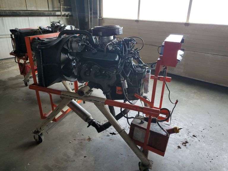 Engine & Run Stand - Yorkton Auction Centre
