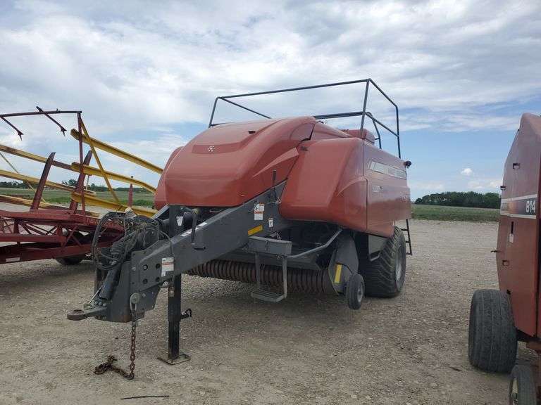 2009 Massey Ferguson 2170 Square Baler- BALE COUNT 51606 U74153 ...