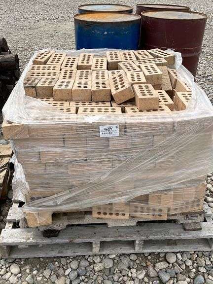 Pallet Of Brick Blocks - Yorkton Auction Centre