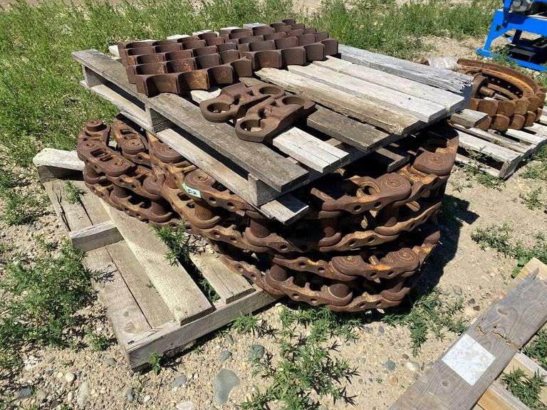 Track Chain - Yorkton Auction Centre