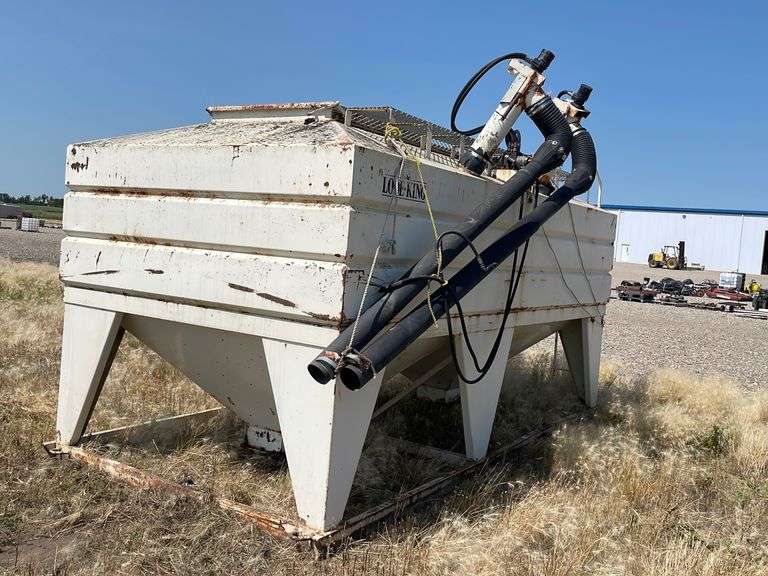 Load King Seed and Fertilizer Hopper on Skids 0250 - Yorkton Auction Centre
