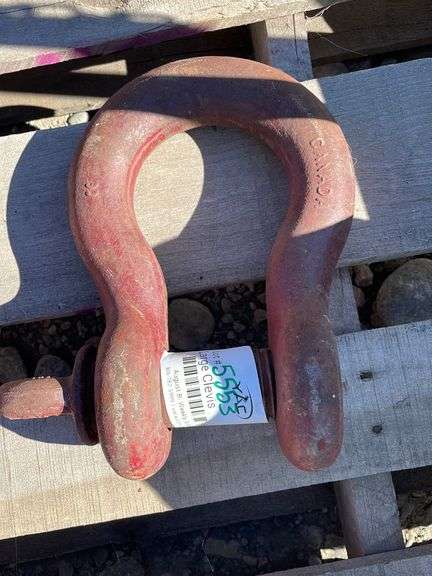 Large Clevis - Yorkton Auction Centre