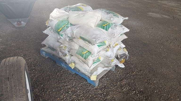 Silo Guard hay preservative - Yorkton Auction Centre