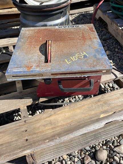 Mini Tile Saw - Yorkton Auction Centre