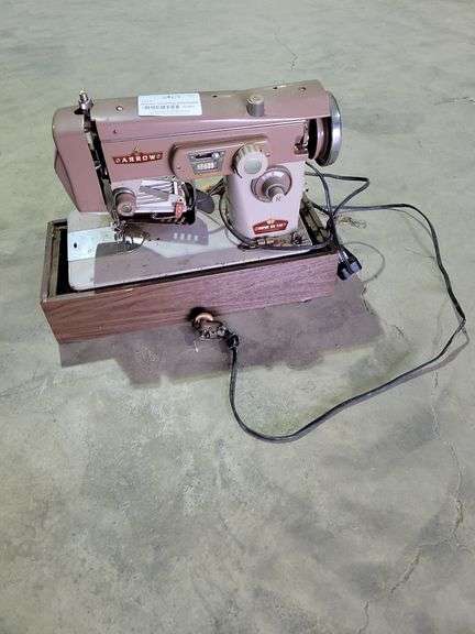 Arrow Sewing Machine - Yorkton Auction Centre