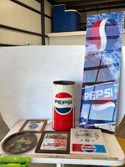 Assorted Pepsi-Cola Collectables - Yorkton Auction Centre