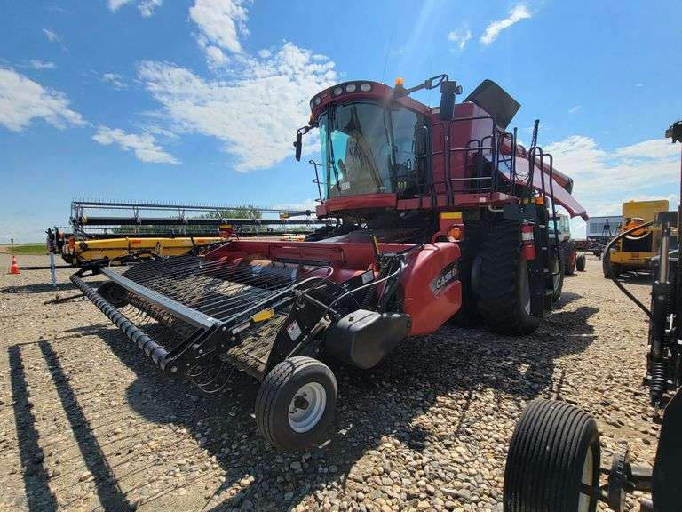 2009 Case 8120 Combine C - Y9G206338, H - CCC0023235 - Yorkton Auction ...