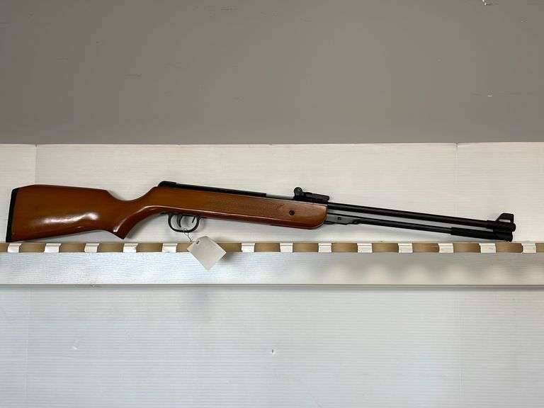Wildfire 600 Underlever .177 Cal Air Rifle - Yorkton Auction Centre