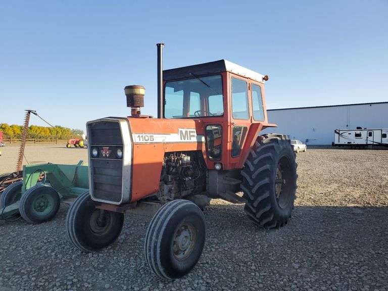 Massey Fergusson 1105 2WD Tractor 9B 5I6465 - Yorkton Auction Centre
