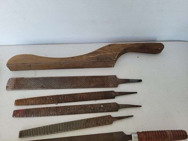 Box Of Files and Rasps - Yorkton Auction Centre