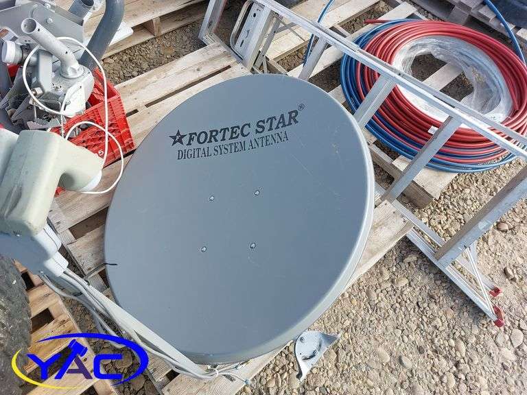 Fortec Star Digital System Antenna Satellite Dish - Yorkton Auction Centre