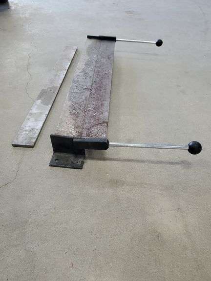 30" Bench-Top Metal Bending Brake - Yorkton Auction Centre