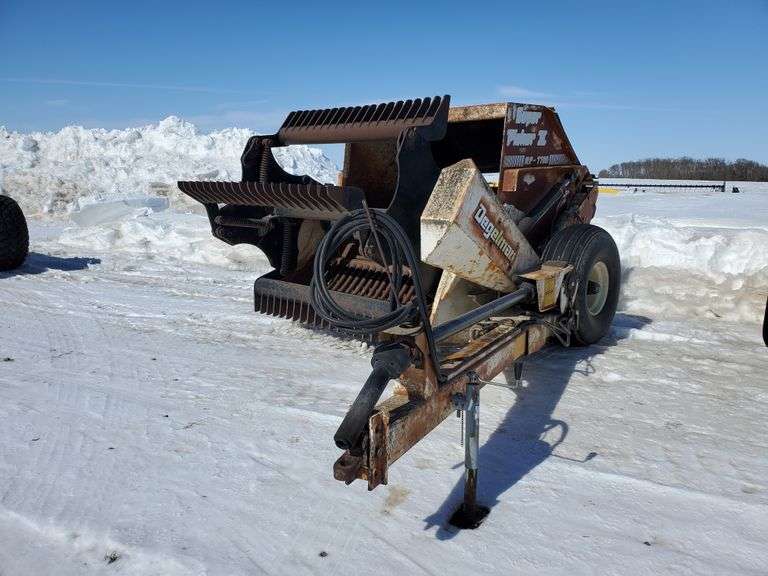 1988 DEGELMAN 7700 SUPER PICKER II STONE PICKER - Yorkton Auction Centre