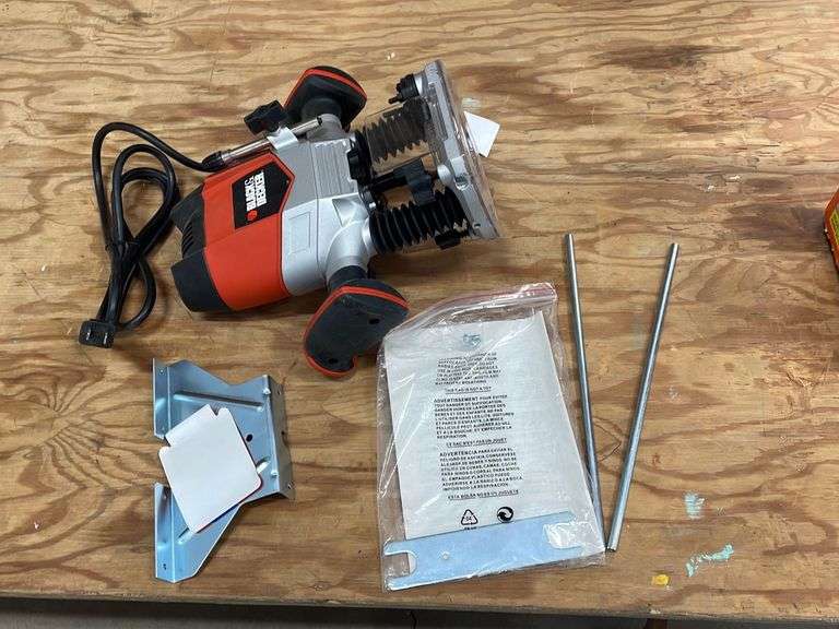 Black&Decker Router - Yorkton Auction Centre