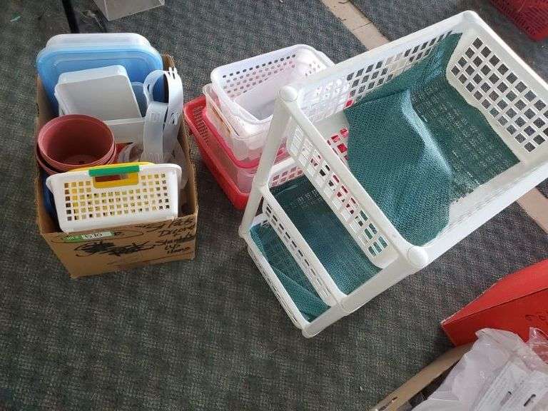 Misc. Plastic Storage Boxes - Yorkton Auction Centre