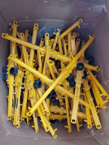 64 - Chafer Nitrogen Streamer Bars - Yorkton Auction Centre