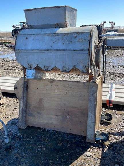 Carter Disk Grain Seperator - Yorkton Auction Centre