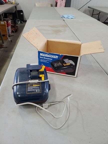 Mastercraft Wet Sharpener - Yorkton Auction Centre