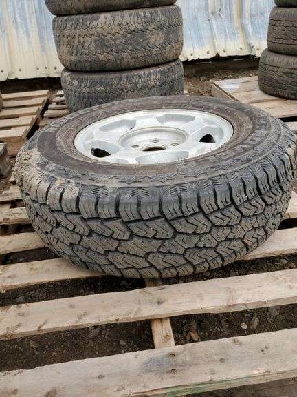 245/75R16 Tire & Rim - Yorkton Auction Centre