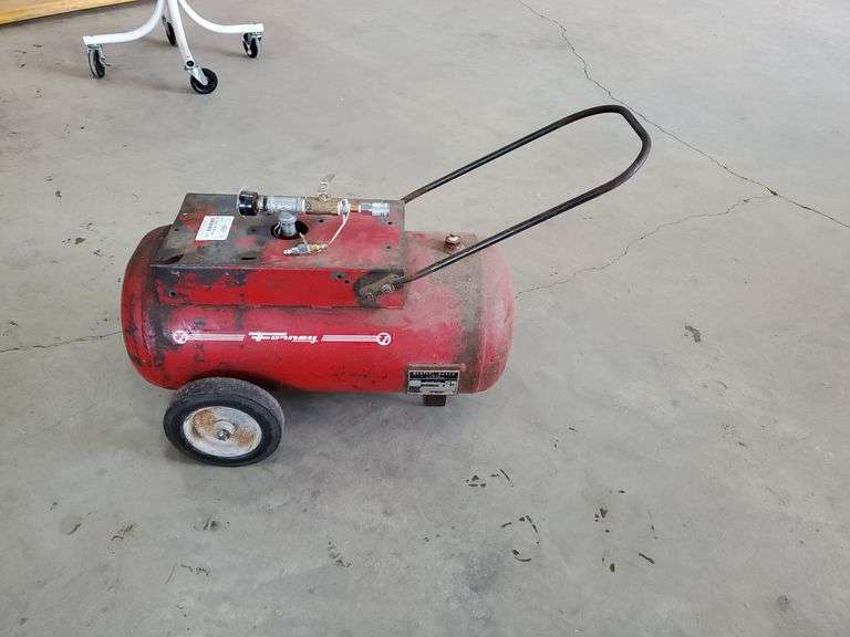 Air Tank On Wheels - Yorkton Auction Centre