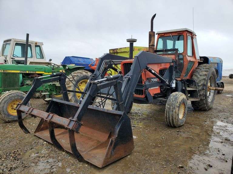 Allis Chalmer 7060 Tractor W/ Leon 790 Loader W/ Grapple - Yorkton ...