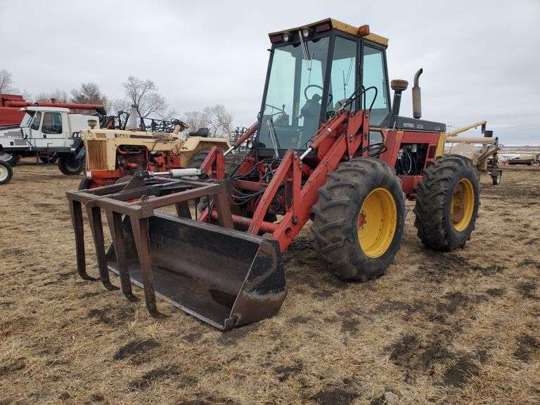 VERSATILE 256 BI-DIRECTIONAL - Yorkton Auction Centre
