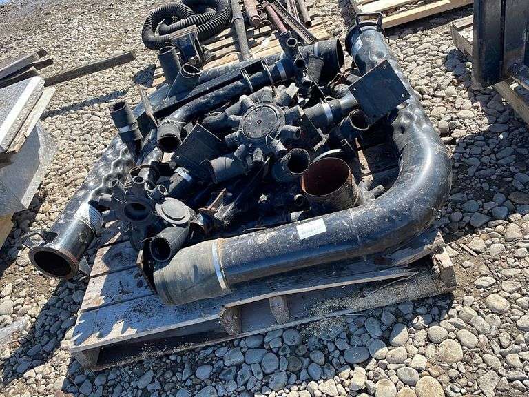 2 - 6' Bourgault Primary Seed Towers W/ Manifolds - Yorkton Auction Centre