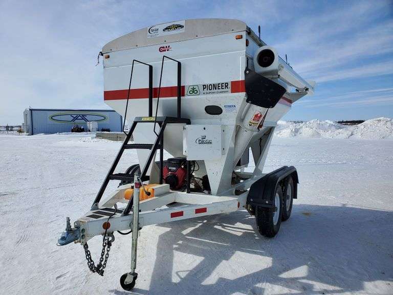 PARKAN SEED TENDER UNIT / WEIGH WAGON - Yorkton Auction Centre