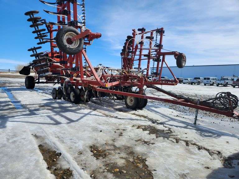 Morris Maxim Air Drill W/ 7180 Tank W/ Pattison Liquid Kit - Yorkton ...