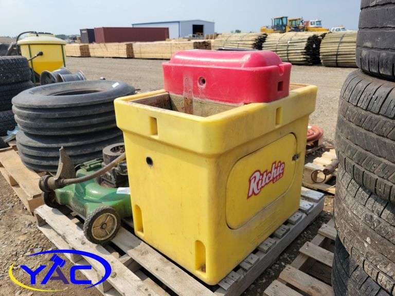 Ritchie Omni 3 Water Bowl - Yorkton Auction Centre